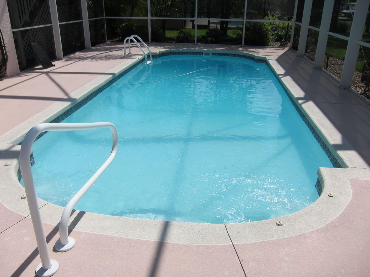 Roman - 13x30x3-6' - Nomad Pools