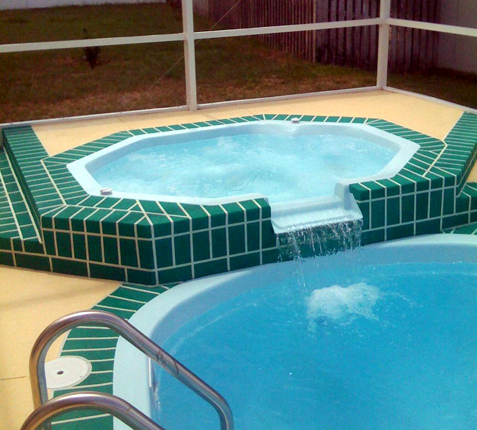 Overflow Spa 5'x7' - Nomad Pools